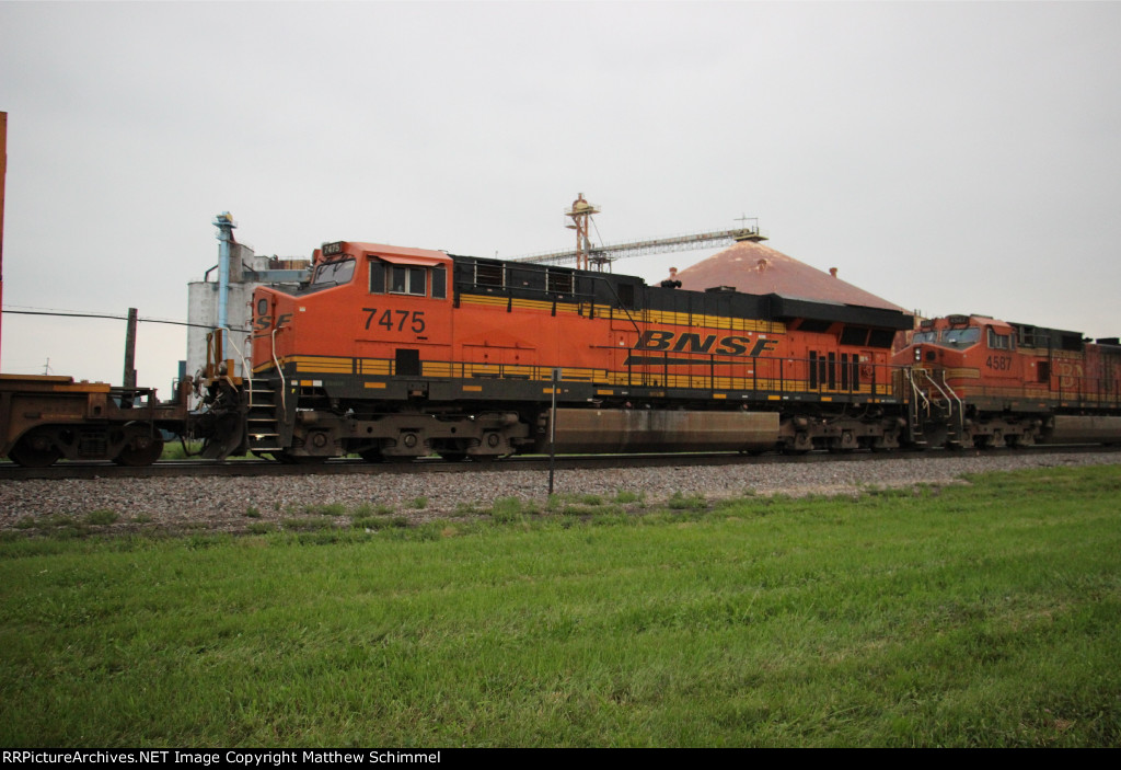 BNSF 7475